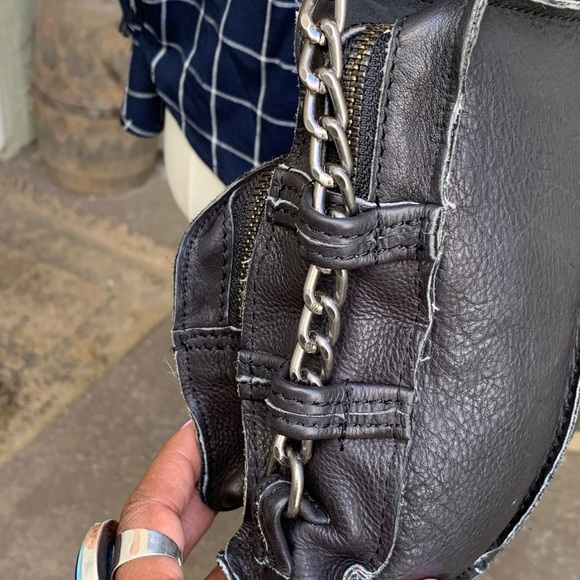 Cut N Paste | Bags | Cut N Paste Leather Crossbody Fringe Zipper Detail ...